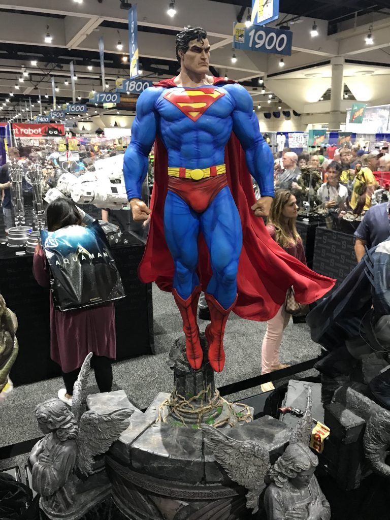 Preview Night at SDCC 2018 - The Aspiring Kryptonian - Superman Superfan