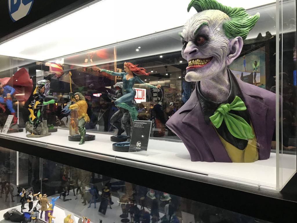 Preview Night at SDCC 2018 - The Aspiring Kryptonian - Superman Superfan