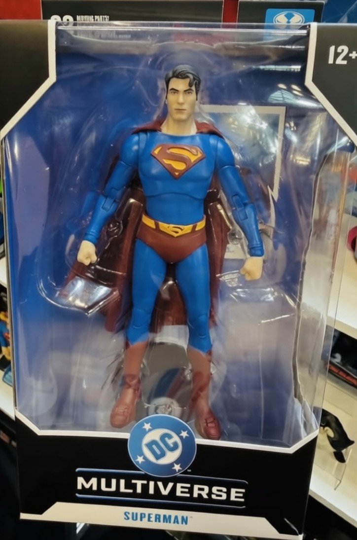 First Look At McFarlane Toys Brandon Routh 'Superman Returns' Action ...
